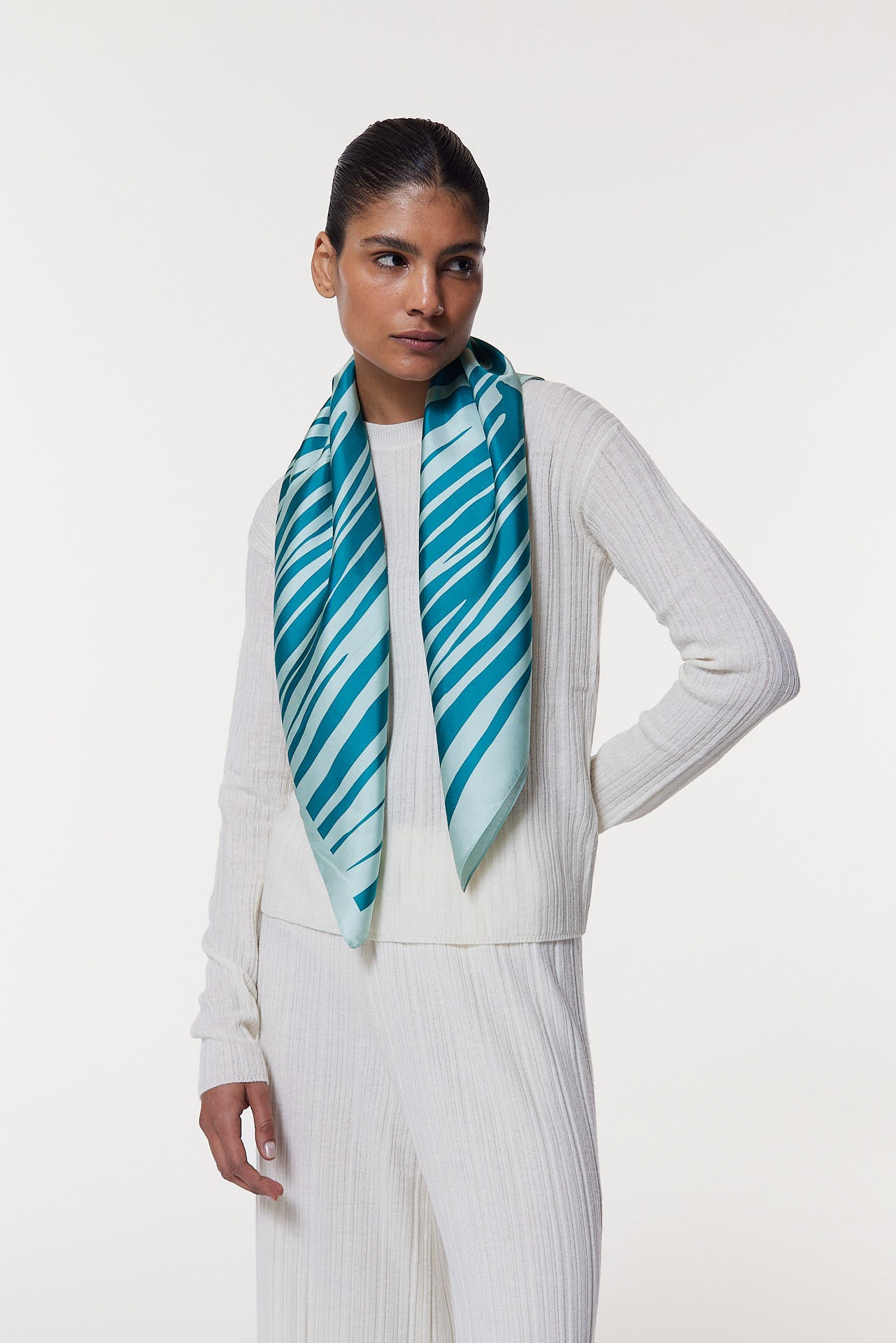 Prinz Berlin Seidentuch Zebra 90 Petrol